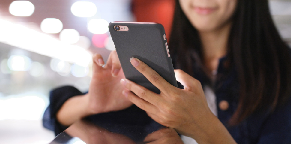 How to keep your phone alive and kicking for five years with these ...