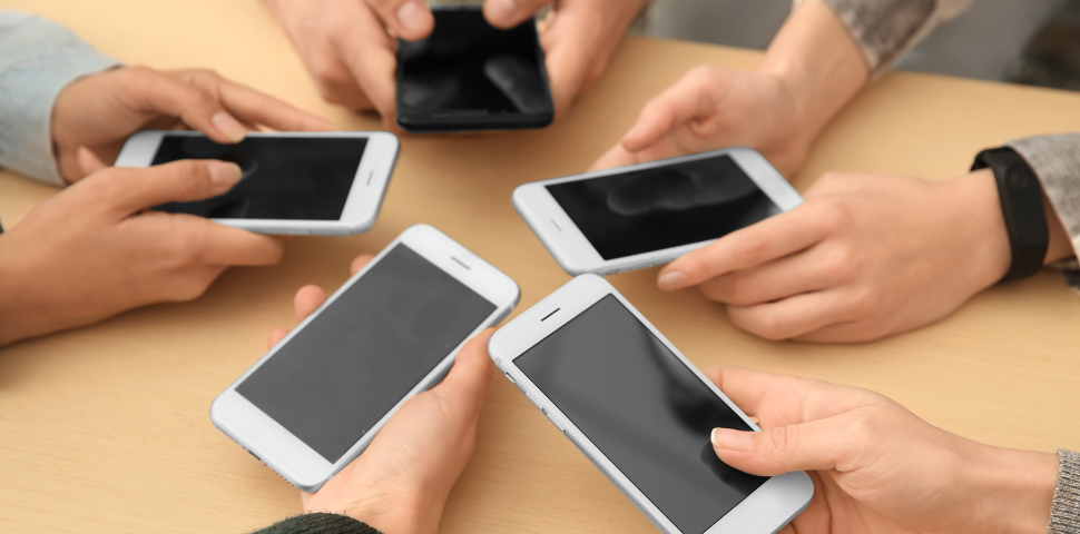 Virgin Mobile O2 to donate 12,000 refurbished smartphones - Retech Days ...